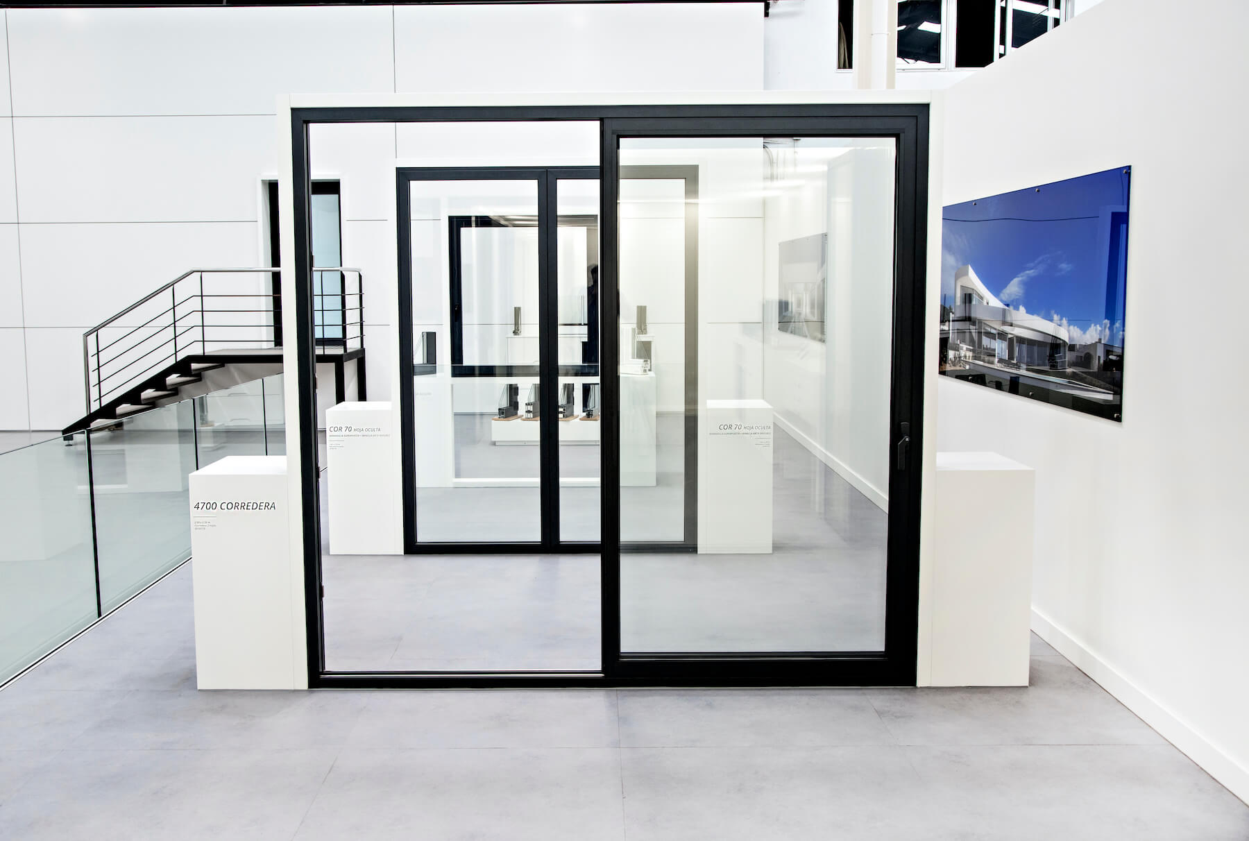 Conoce nuestro Showroom de Cortizo | AMARRO Perfilería