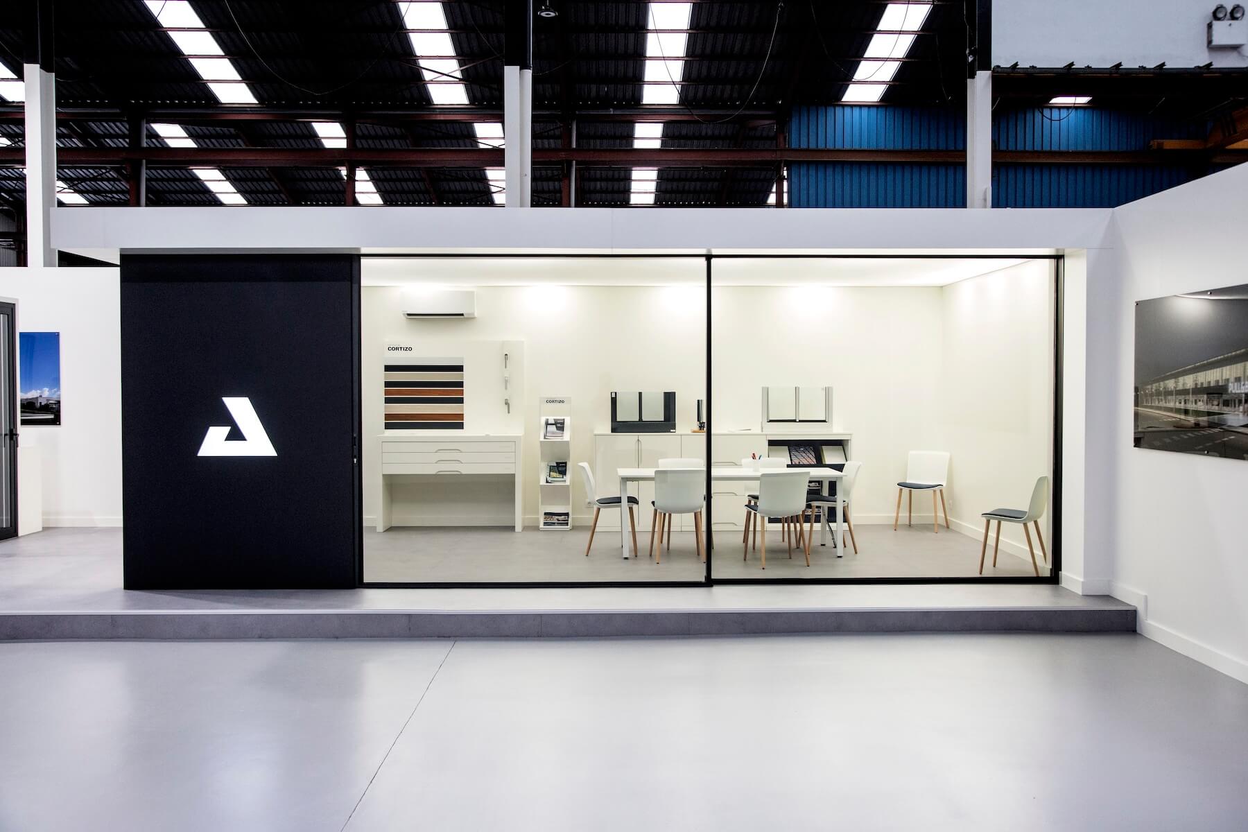 Conoce nuestro Showroom de Cortizo | AMARRO Perfilería