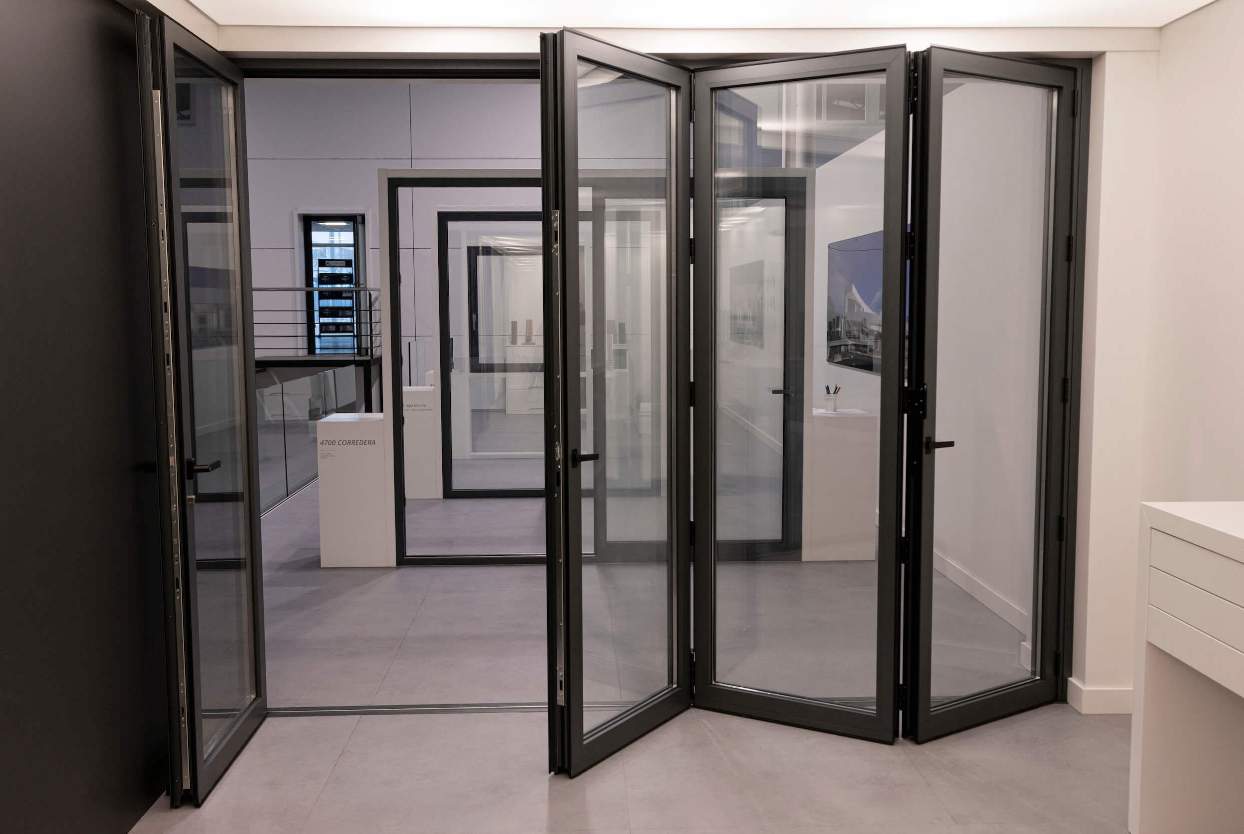 Conoce nuestro Showroom de Cortizo | AMARRO Perfilería